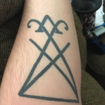CONTRA TATTOO - Updated October 2025 - 78 Photos & 16 Reviews - 1030 N ...