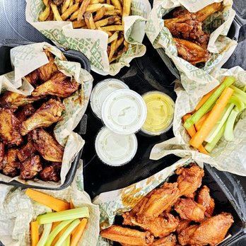 WINGSTOP - Updated August 2025 - 19 Photos & 16 Reviews - 1340 Mohawk ...