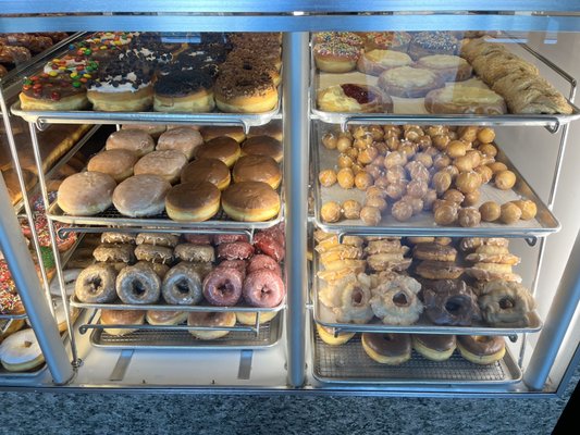 NC JELLY DONUTS - 50 Photos & 93 Reviews - 126 Millstead Dr, Mebane ...