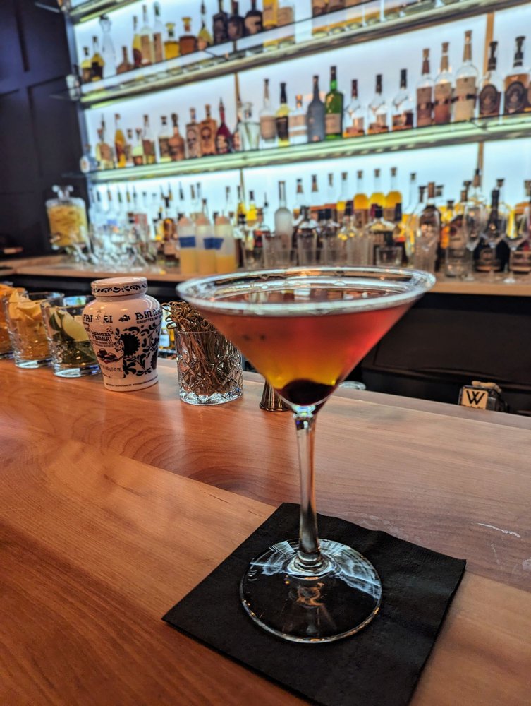 CEDAR SPILL CIGAR LOUNGE - Updated December 2025 - 566 Putnam Pike ...