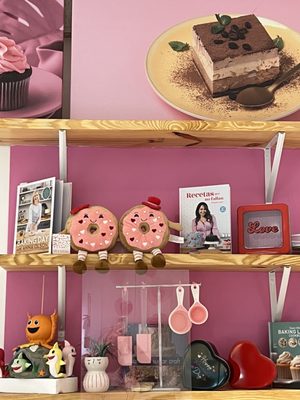 WONDER SWEETS BAKERY - Updated December 2025 - 49 Photos - 10300 Forest ...
