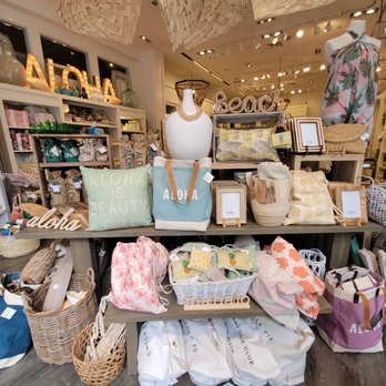 SOHA LIVING - HONOLULU - Updated December 2025 - 25 Photos - 226 Lewers ...