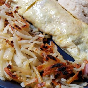 SKIPS DELICATESSEN & SPECIALITY SHOP - 125 SW 6th Ave, Lake Butler ...