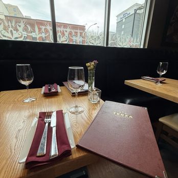 TERZA RISTORANTE - Updated December 2025 - 331 Photos & 380 Reviews ...