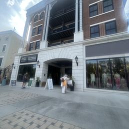 COAT ROOM - Updated July 2025 - 100 Photos & 42 Reviews - 385 Broadway ...