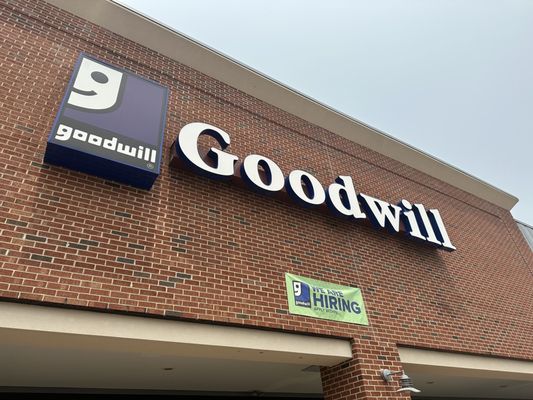 GOODWILL RETAIL STORE OF MIDDLE TENNESSEE - Updated October 2025 - 34 ...