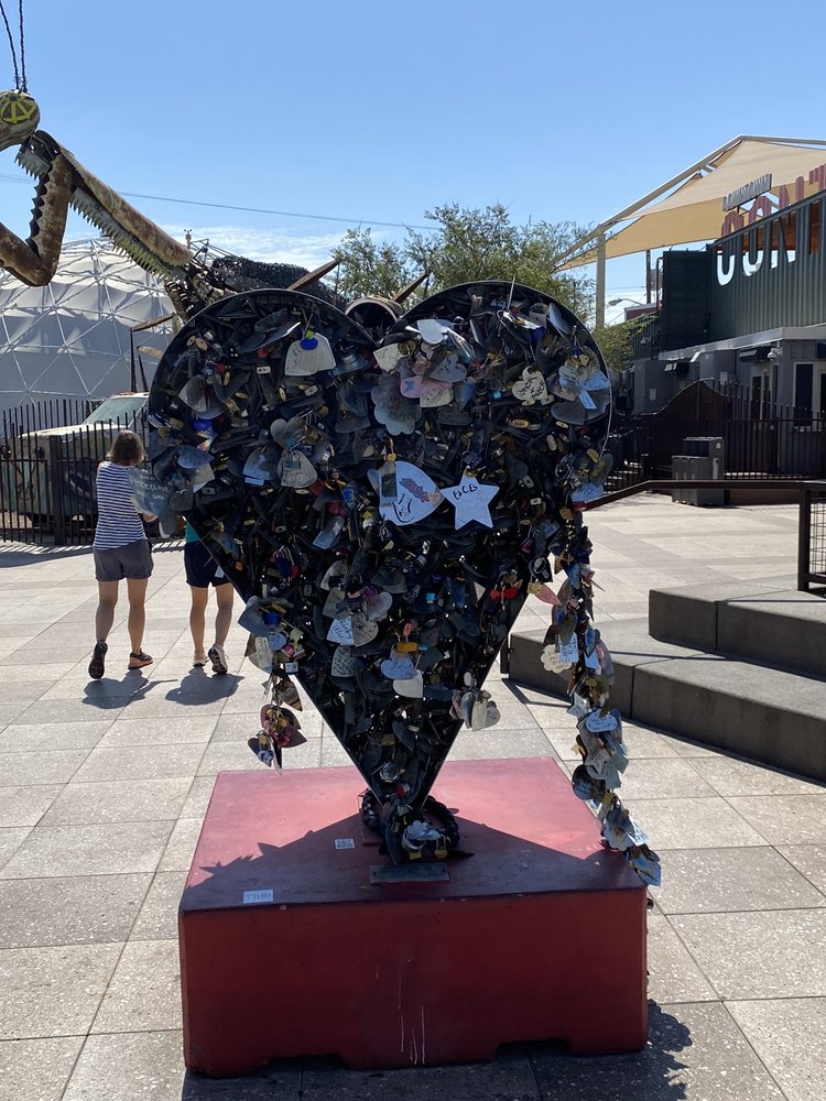 COLLECTIVE HEART DISPLAY - Updated April 2025 - E Fremont St & S 7th St ...