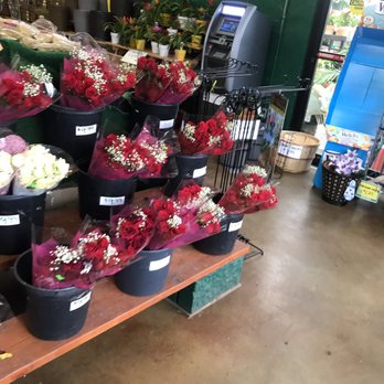 R & R PRODUCE GARDEN CENTER - Updated December 2025 - 20 Photos & 18 ...