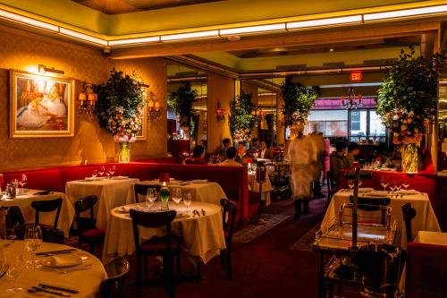 IDEN & QUANJUDE BEIJING DUCK HOUSE - Updated January 2026 - 82 Photos ...