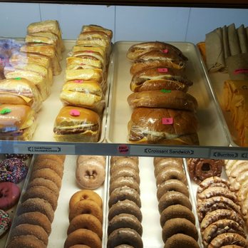 WOW DONUTS - Updated July 2025 - 27 Photos & 30 Reviews - 2200 Airport ...