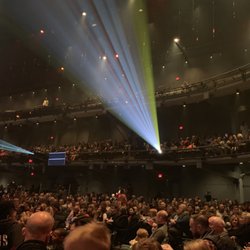 CROSSROADS OAKLEY - 71 Photos & 82 Reviews - 3500 Madison Rd ...