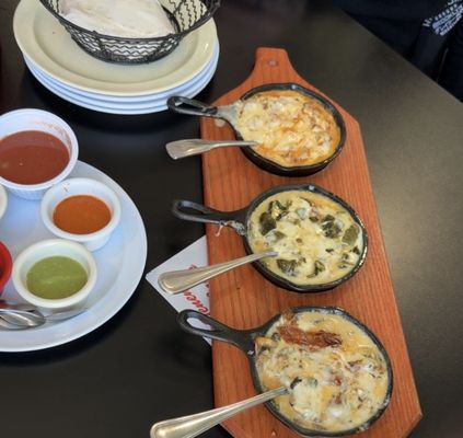 LOS CARBONCITOS - Updated October 2025 - 29 Photos & 30 Reviews - 7431 ...