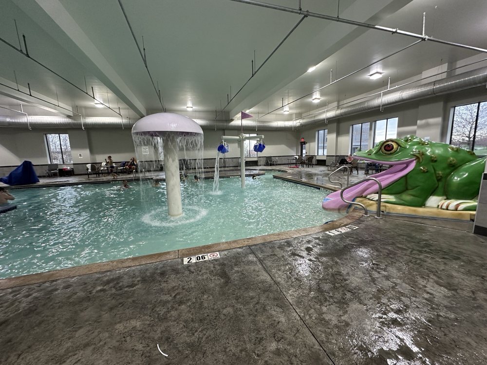 HOLIDAY INN EXPRESS & SUITES COLUMBUS - POLARIS PARKWAY - Updated ...