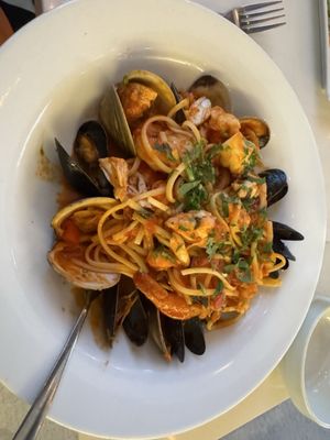 CATCH RESTAURANT & BAR - Updated December 2025 - 62 Photos & 137 ...