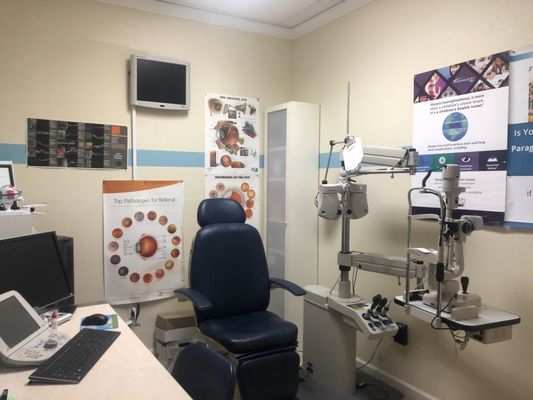 PACIFIC OPTOMETRY - 21 Photos & 36 Reviews - 2402 S Azusa Ave, West ...