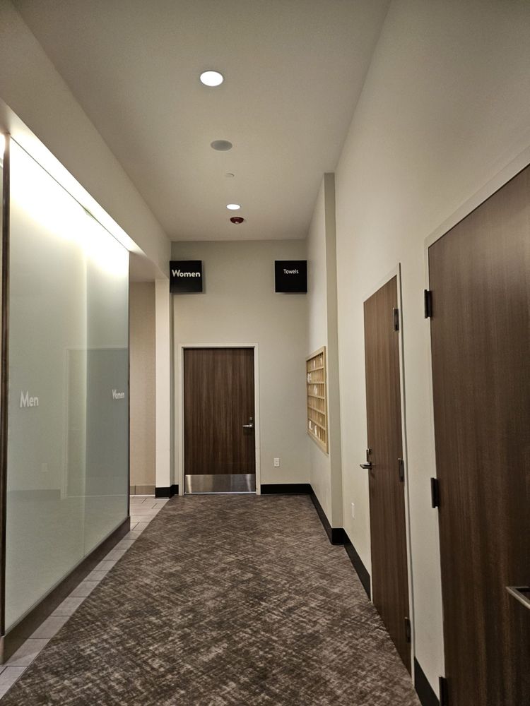 CLUB STUDIO - Updated March 2025 - 285 Photos & 411 Reviews - 5715 ...