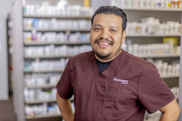 RENOWN PHARMACY - LOCUST - Updated January 2026 - 24 Photos - 21 Locust ...