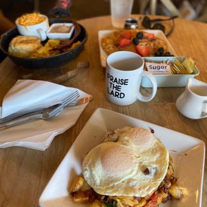 PERFECT PIG GRILL AND FISH HOUSE - 524 Photos & 715 Reviews - 4281 E Co ...