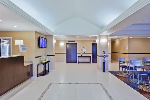 HOLIDAY INN EXPRESS BALTIMORE-BWI AIRPORT WEST - Updated July 2024 ...