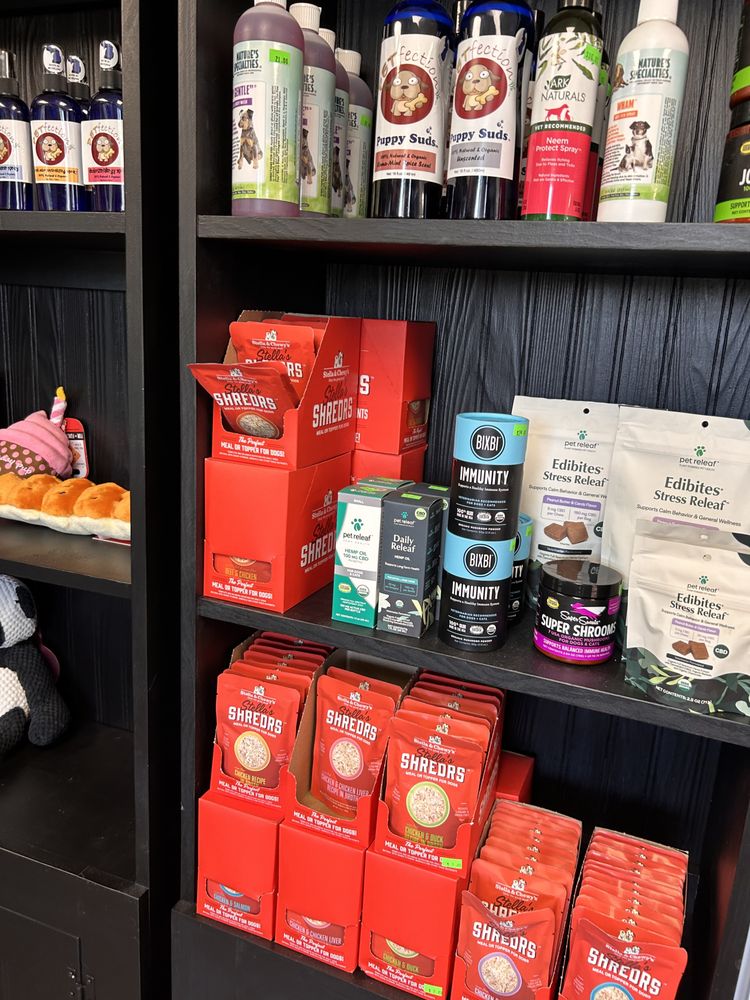 MAESTROS DOG HAUS - Updated September 2025 - 28 Photos & 19 Reviews ...