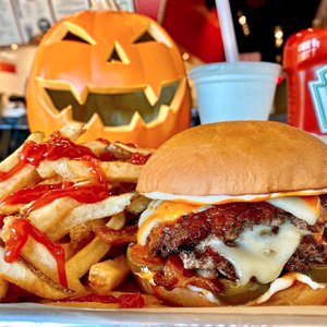 TLC BURGERS & FRIES - 18 Photos & 33 Reviews - 201 E Broad St ...