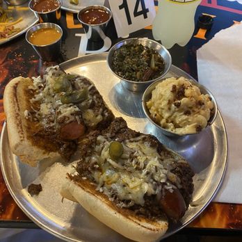 MAGNOLIA PIT - Updated July 2025 - 30 Photos & 28 Reviews - 729 Jordan ...