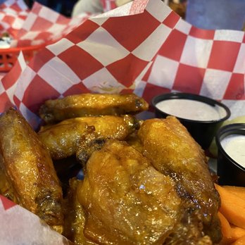 BOUT TIME PUB & GRUB - Updated July 2025 - 172 Photos & 222 Reviews ...