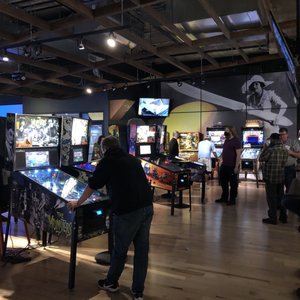 ENTERRIUM - 868 Photos & 687 Reviews - 2 Woodfield Mall, Schaumburg, IL ...