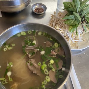 PHO VIET - 227 Photos & 239 Reviews - Vietnamese - 80 Kilauea Ave, Hilo ...