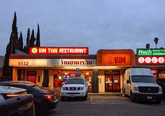 VIM THAI-CHINESE RESTAURANT - 205 Photos & 229 Reviews - 5132 Hollywood Blvd, Los Angeles ...
