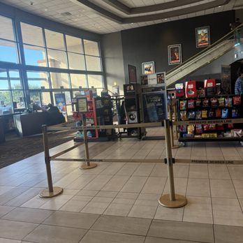 AMC DINE-IN POWAY 10 - Updated December 2025 - 210 Photos & 370 Reviews ...