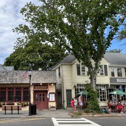 THE QUARTERDECK RESTAURANT - Updated December 2025 - 347 Photos & 633 ...