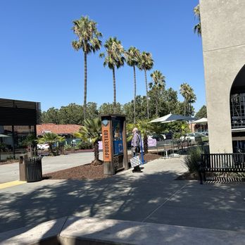 THE PRUNEYARD SHOPPING CENTER - Updated October 2024 - 139 Photos & 92 ...