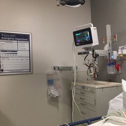 BANNER OCOTILLO MEDICAL CENTER - 15 Photos & 10 Reviews - 1405 S Alma ...