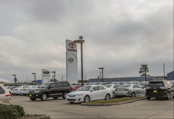 PHILPOTT TOYOTA - Updated December 2025 - 18 Photos & 17 Reviews - 2229 ...