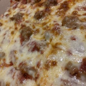 CAPRIS PIZZA - Updated December 2025 - 24 Photos & 94 Reviews - 1722 ...