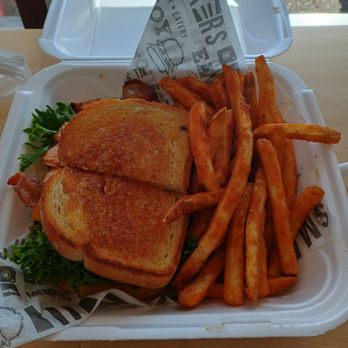 SMACKERS - Updated October 2025 - 141 Photos & 90 Reviews - 7780 US-64 ...