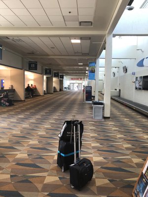 GAINESVILLE REGIONAL AIRPORT - 46 Photos & 91 Reviews - Airports - 3880 ...