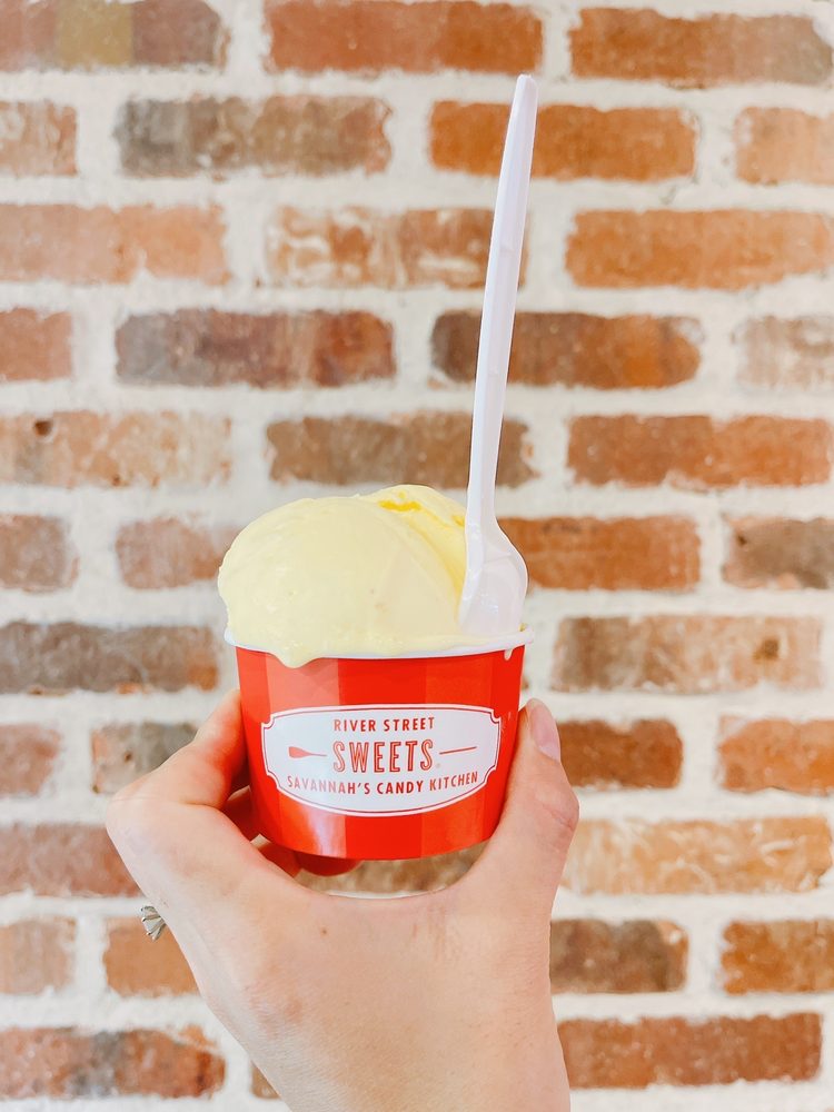 RIVER STREET SWEETS - POOLER - 57 Photos & 18 Reviews - 200 Tanger ...