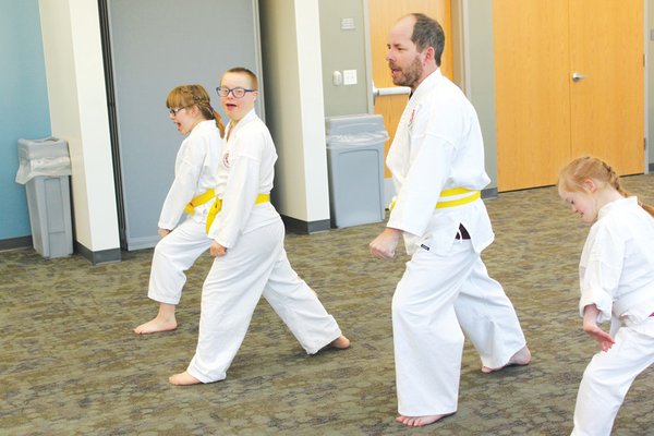 THE LONE TREE HUB - Updated December 2025 - 45 Photos - 8827 Lone Tree ...