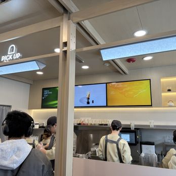 HEYTEA - Updated December 2025 - 138 Photos & 61 Reviews - 162 Harvard ...