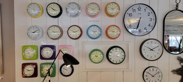 RETROFIT HOME - Updated May 2024 - 41 Photos & 105 Reviews - 1103 E ...