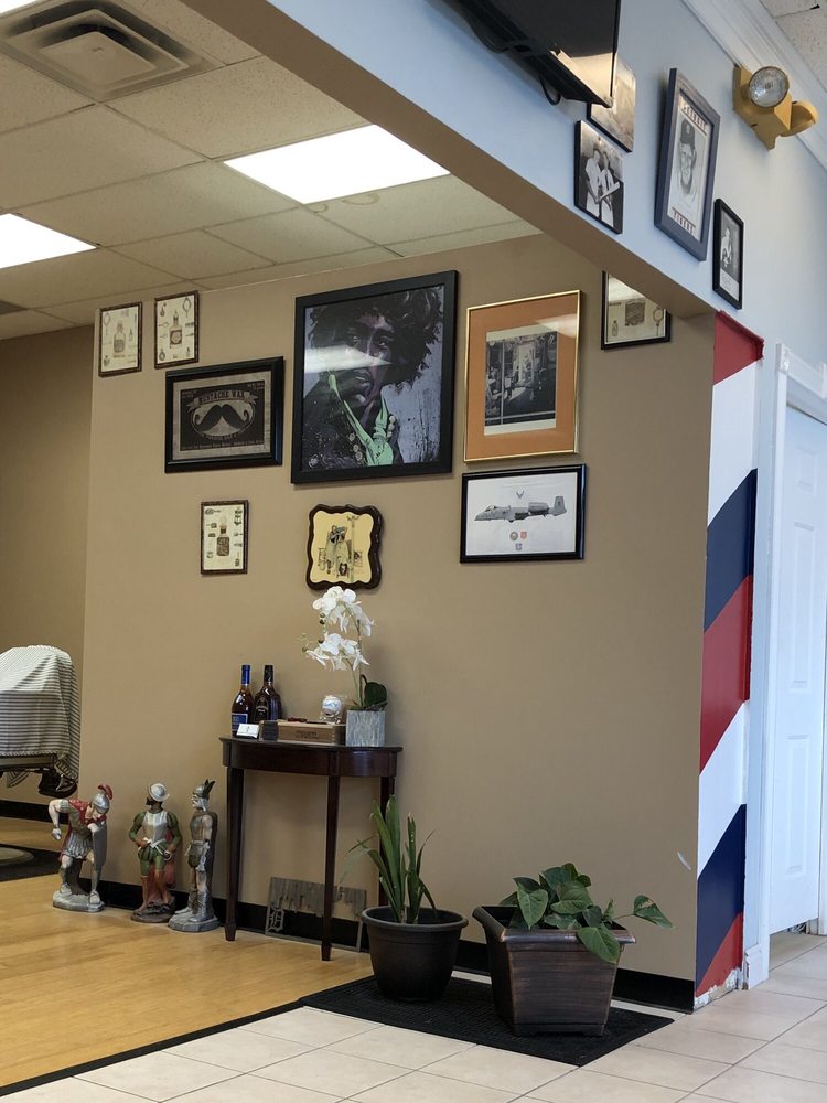 THE ORIGINAL DETROIT BARBER - 66 Photos & 17 Reviews - 48808 Gratiot ...