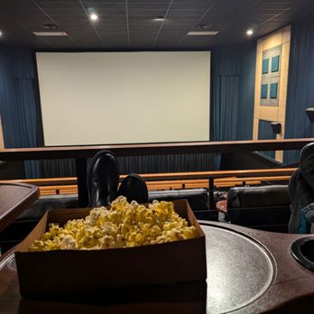 LODI STADIUM 12 CINEMAS - Updated December 2025 - 119 Photos & 276 ...