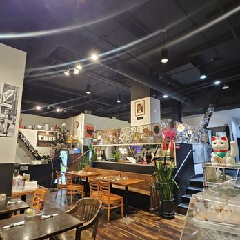 LUDI’S RESTAURANT & LOUNGE - Updated April 2025 - 1292 Photos & 519 ...