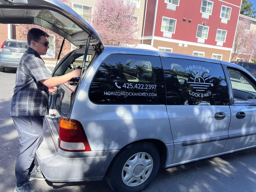 HORIZON LOCK AND KEY - Updated January 2026 - 7029 65th St NE ...