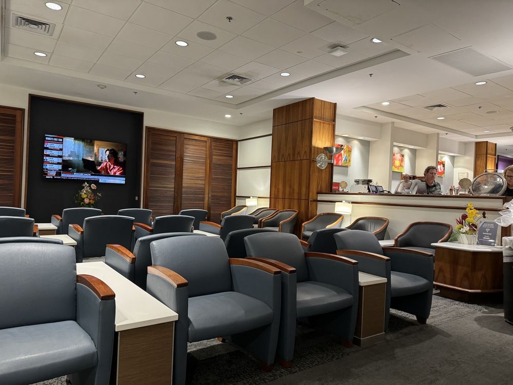 DELTA SKY CLUB - Updated December 2025 - 530 Photos & 144 Reviews - 300 ...