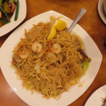 MAX’S RESTAURANT - WAIPAHU - Updated October 2025 - 1330 Photos & 478 ...