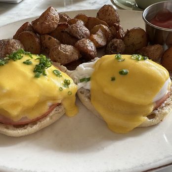 SONSIE - Updated March 2025 - 940 Photos & 1628 Reviews - 327 Newbury ...