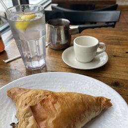 GREEK TOWN FAMILY RESTAURANT - Updated March 2025 - 94 Photos & 246 ...